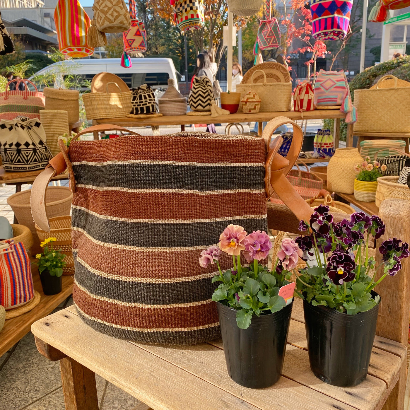 Handmade crafts that can only be found here. – Natural Craft Shop